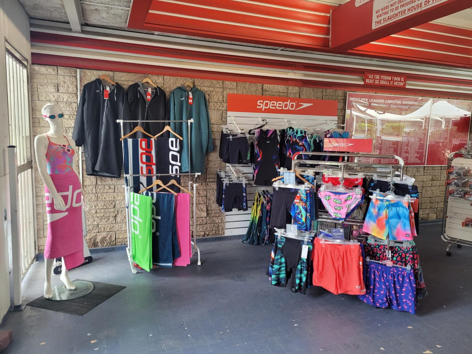 Redcliffe War Memorial Pool